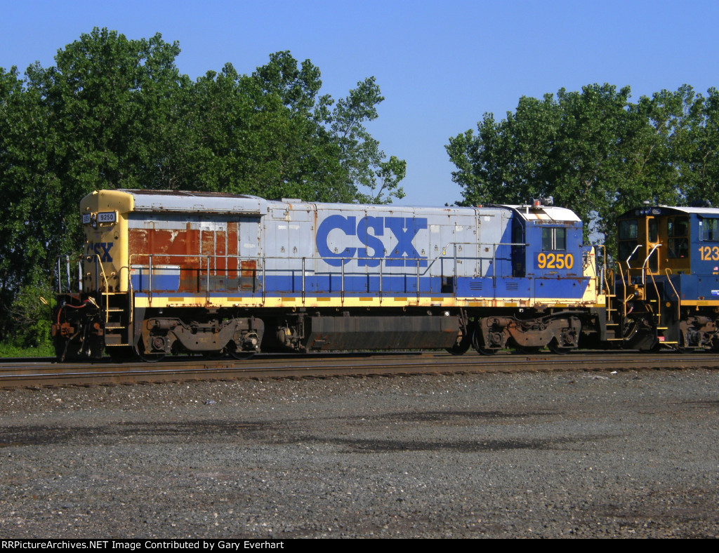 CSX 9250